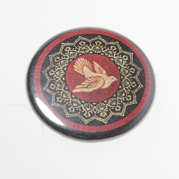 Obey pin revolt bird | Bludshop.com