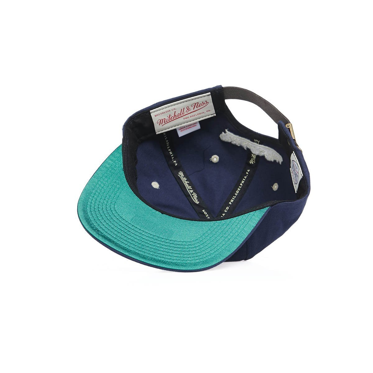 Mitchell & Ness cap Legendary Leather Strapback navy | Bludshop.com