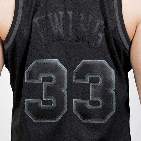 Mitchell & Ness New York Knicks #33 Patrick Ewing black Swingman Jersey ...